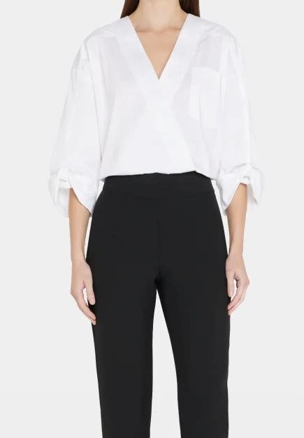 20 Flattering Tops For Big Busts And 14 Tips For Dressing A Fuller Chest
