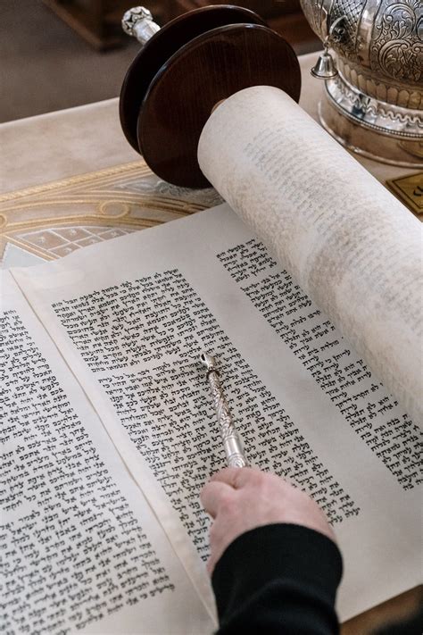 Cómo puedo encontrar el significado de la Biblia en su idioma original