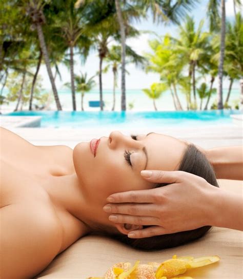Premium Photo Health Spa And Beauty Concept Calm Beautiful Woman