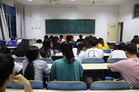 电子商务学院举办诚信考试教育主题班会 范蠡商学院