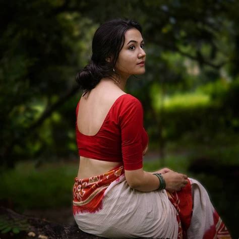 Saree Love On Instagram Follow More At Actresssaree Actresssaree