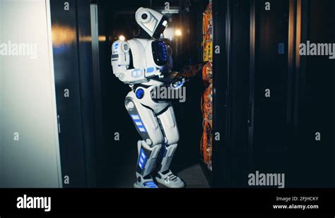 Robot Server Stock Videos And Footage Hd And 4k Video Clips Alamy