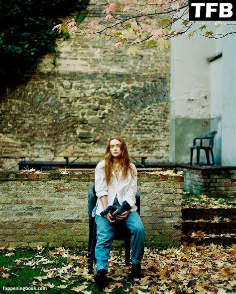 Sadie Sink Nude The Fappening Photo 2594141 Fappeningbook