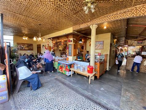 Sego Sambel Cak Uut Nikmatnya Kuliner Pedas Khas Malang Bic
