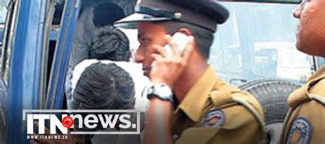 නිධන් හාරමින් සිටි 6 දෙනෙකු අත්අඩංගුවට Itn News