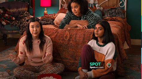 Urban Outfitters Fife Pullover Sweater Worn By Aneesa Megan Suri As