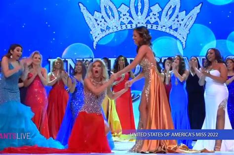 Miss United States Of America Wins Anita Green Suit Can Bar