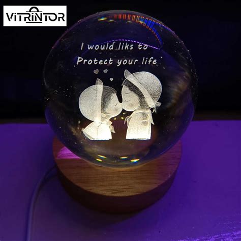 گوی کریستالی طرح بوسه عاشقانه