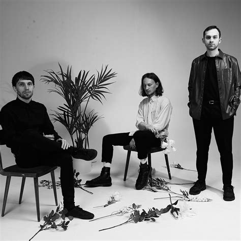 Группа Ploho перевела свои «Новостройки на немецкий язык — НАШЕ Радио