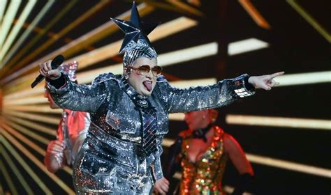 Вєрка Сердючка феєрично закудкудакала на сцені Євробачення 2019 відео