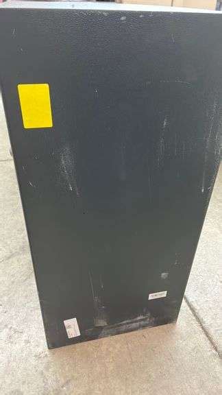As Is Sentry Safe Does Not Open Earls Auction Company