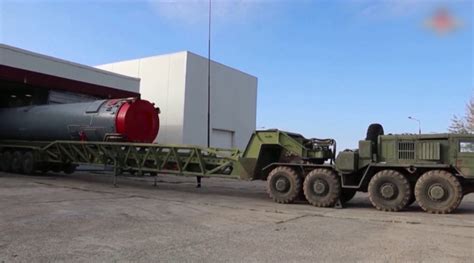 Пүрэв гарагт ОХУ ын Батлан Хамгаалах яам дууны хурднаас 27 дахин өндөр хурдаар нисэх чадвартай