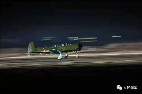 中国军网 焦点图 昼夜同训，“硬核”开飞