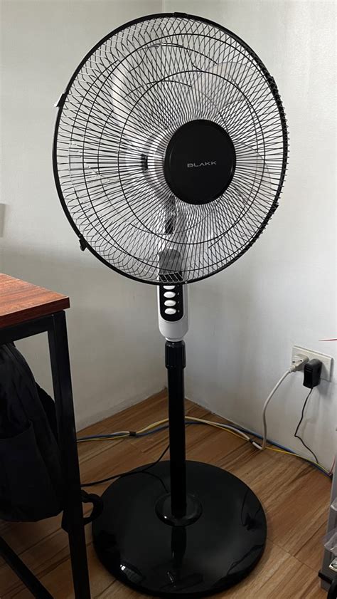 Blakk Stand Fan 16 Furniture And Home Living Lighting And Fans Fans On Carousell