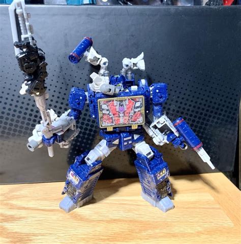 Got My First Fossilizer Digging The Bone Armor Aesthetic Rtransformers