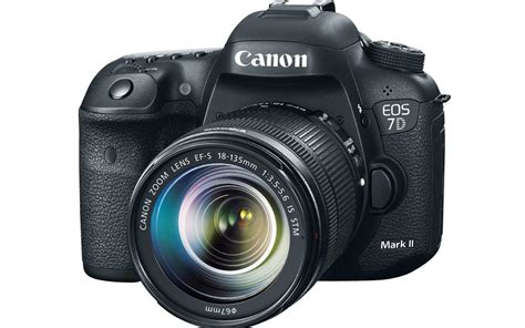 Canon's new flagship EOS 7D Mark II DSLR w/ rapid 65-point autofocus ...