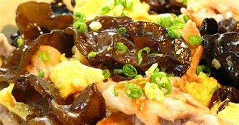 中華常菜・豚肉ときくらげの卵炒め By ポルチーニきのこ 【クックパッド】 簡単おいしいみんなのレシピが369万品