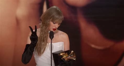 Taylor Swifts 2 Symbols All The Clues Explained