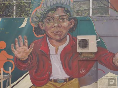 Motorola Edge Plus Review Its Fine Engadget