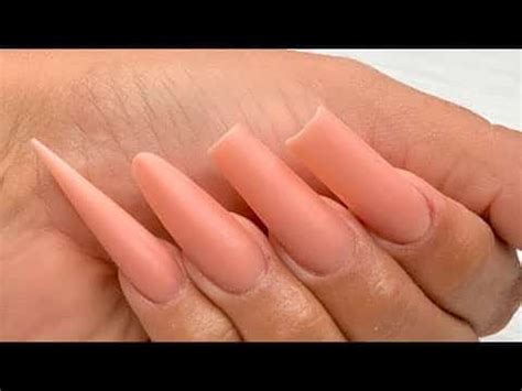 Guía práctica para limar las uñas stiletto paso a paso