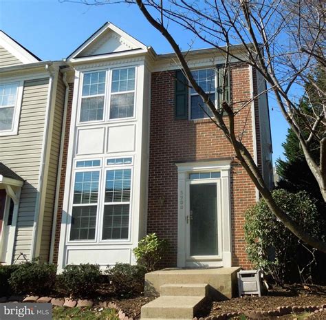 5900 Jovet Way Centreville Va 20120 Redfin