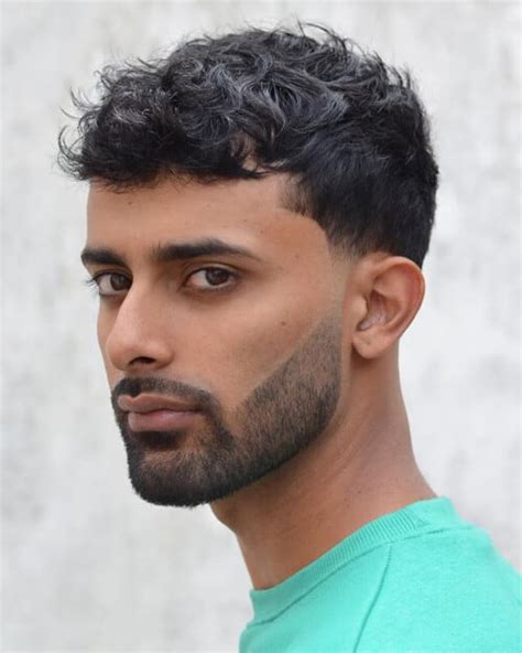 Rekomendasi 11 Potongan Rambut French Crop Haircut Paling Trendy