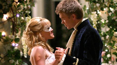 10 Stars That Admitted To Totally Crushing On Their Co Stars