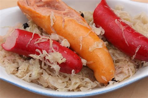 소금에 절인 양배추 장식 샤퀴테리 소시지와 돼지고기 알자스 요리 프랑스 0명에 대한 스톡 사진 및 기타 이미지 0명 가공육