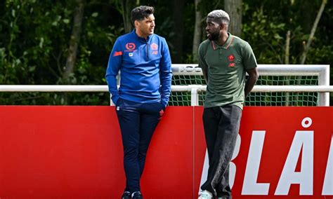 Samuel Umtiti Répond à La Valse De Questions Du Losc Le Petit Lillois