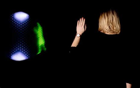 Idea For OLED Use In Car Signalling Display Daily