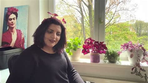 ناهید مهرگان، بخش نسایی ولادی Youtube