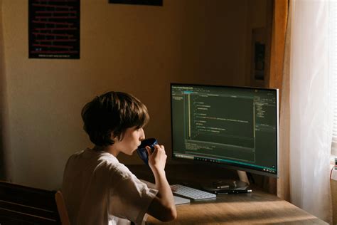 iit kanpur launches 4 week python course for ai enthusiasts