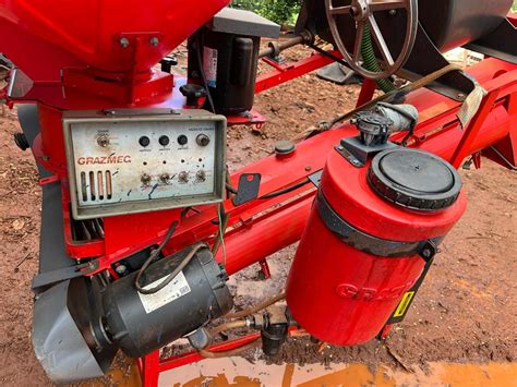Coamo Máquinas Tratamento De Semente Grazmec Mts 120 Spray System Ano