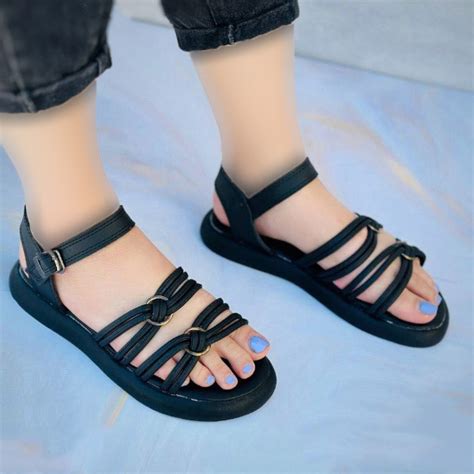 این ۳۲ مدل کفش تابستانه مشکی زنانه خوراک یه استایل تابستونی هستند ماگرتا