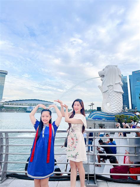 N Mc N I Ti Ng Nh T Mi N T Y N Tu I M I B N Con G I T I Singapore