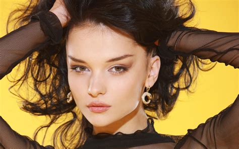 Black Hair Beauty Hairstyle Beautiful Woman Hair Headshot Katie