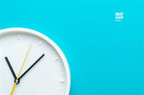 Estas leyes te respaldan si tu patrón no respeta el horario