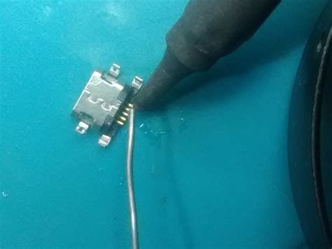 Guide To Replace USB Charge Connector Gadgetronicx