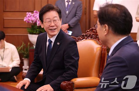 우원식 의장 만난 이재명 대표 뉴스1