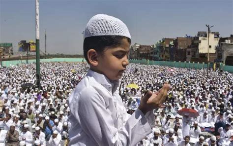 Eid Namaz On Road Meerut Police Warns Of Strict Action That May Lead