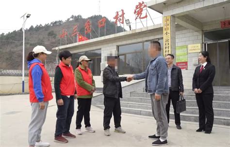 “三个一” 双滦区法院：“法官特邀调解员”合力诉前化解“流浪狗”伤人案澎湃号·政务澎湃新闻 The Paper