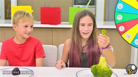 ولاد و نیکی خوردن فقط یک غذای رنگی به مدت 24 ساعت فیلو