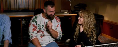 Stevie Nicks Breaks Silence On Mysterious Infection That Went Crazy
