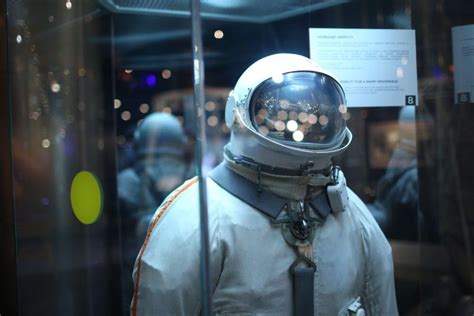 Así se ve hoy el traje de Yuri Gagarin el primer hombre en llegar al