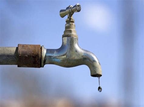 मुंबईकरांसाठी महत्त्वाची बातमी या भागात कमी दाबाने पाणीपुरवठा तर