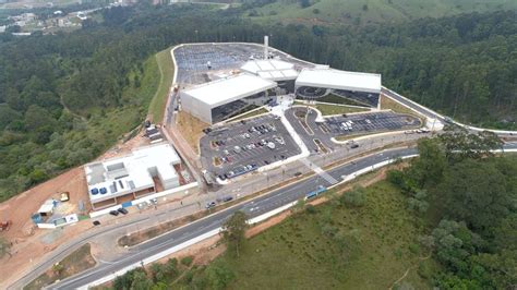 OUÇA Cidades da região oeste têm obras atrasadas ou paralisadas aponta Tribunal de Contas