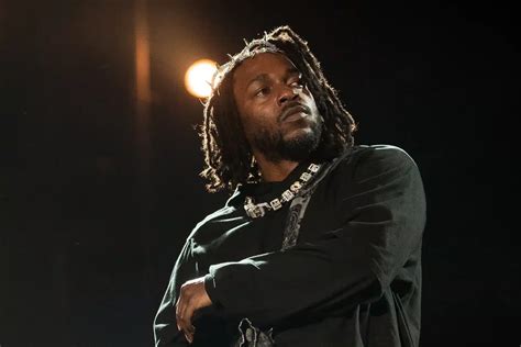 Did Kendrick Lamar Diss Drake On His New Gnx Album