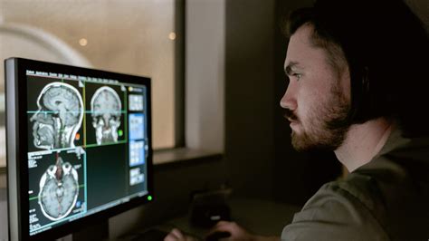 Diagnóstico De Meningioma Cirujano Experto Aaron Cohen Gadol Md