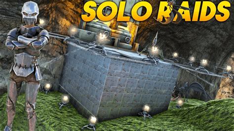 How A SOLO Survived On The Most Populated Server ARK YouTube