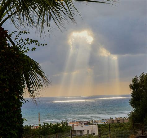 DSC 2219b Crete 2014 Early Morning Sun Breaking Through Th Flickr